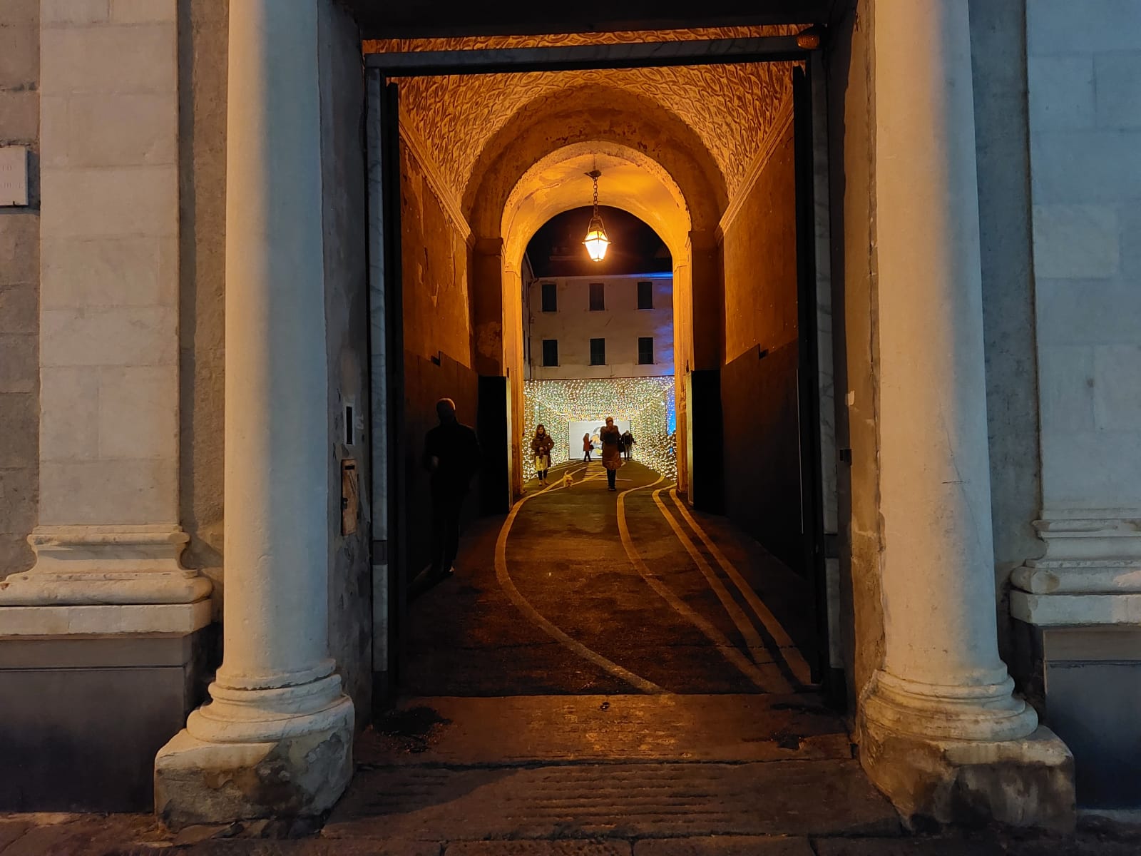 Savona, dopo anni, per le feste natalizie riapre il passaggio di ...