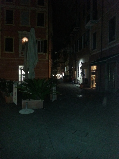 Il centro storico di Finale Ligure al buio da due notti - Savonanews.it